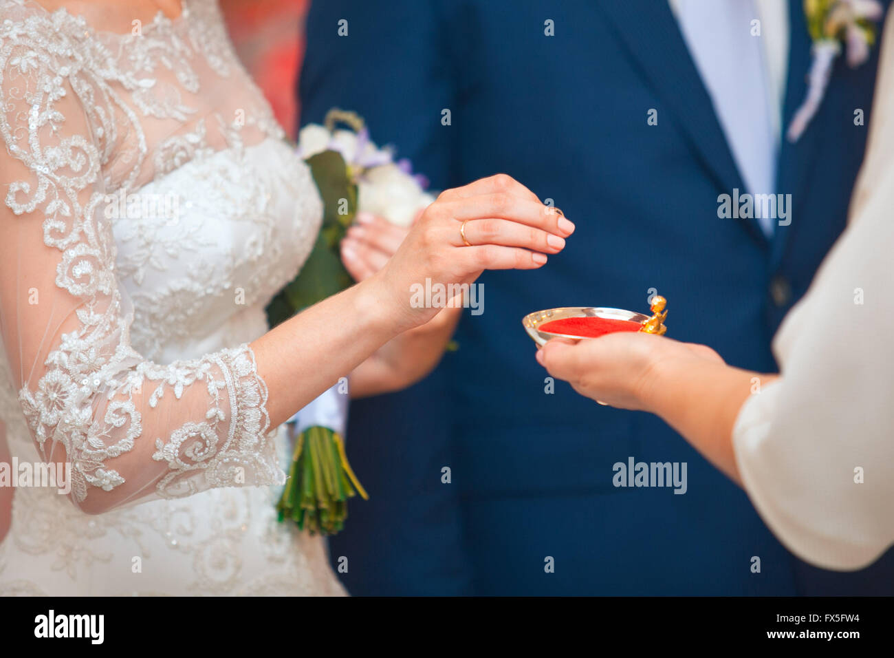 bride and groom on wedding ceremony Stock Photo - Alamy