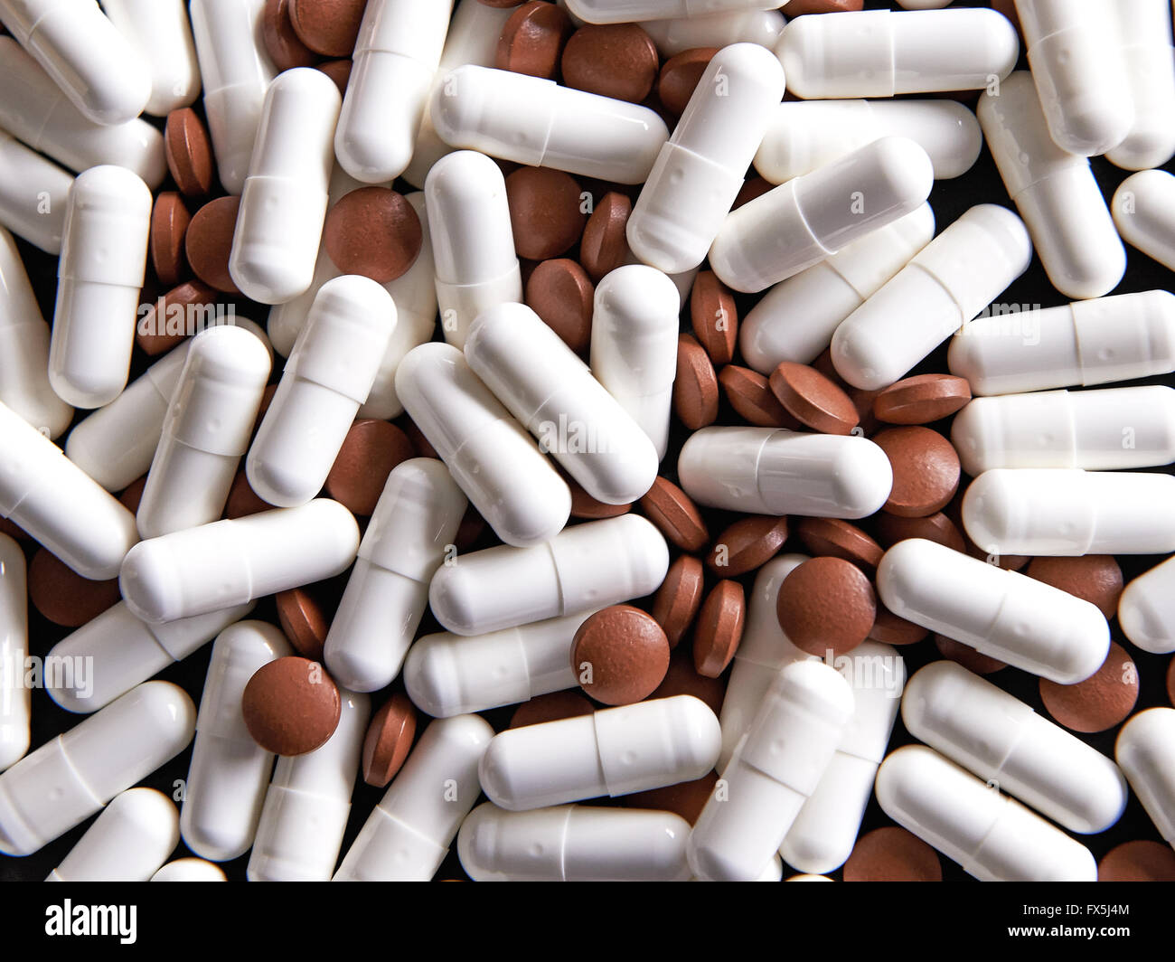 Medication colors hi-res stock photography and images - Alamy
