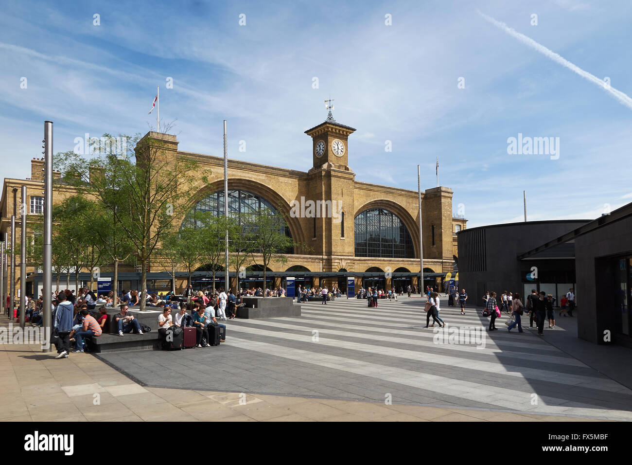 Kings cross square and railway station located in London, England Stock ...
