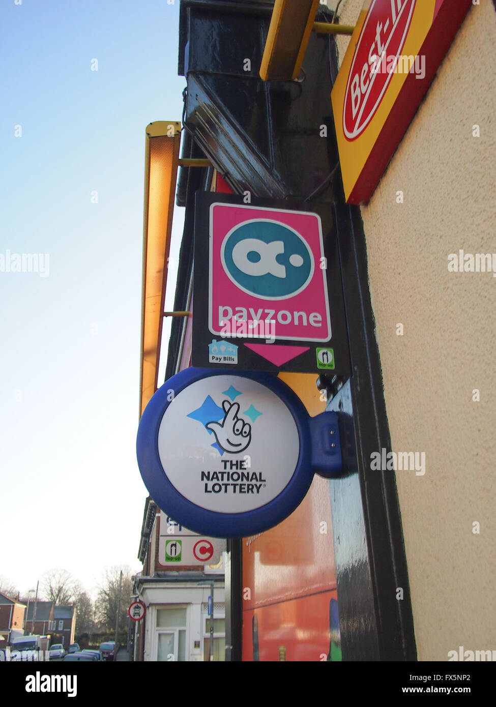 Signs sign pay zone paypoint point english hi-res stock photography and ...