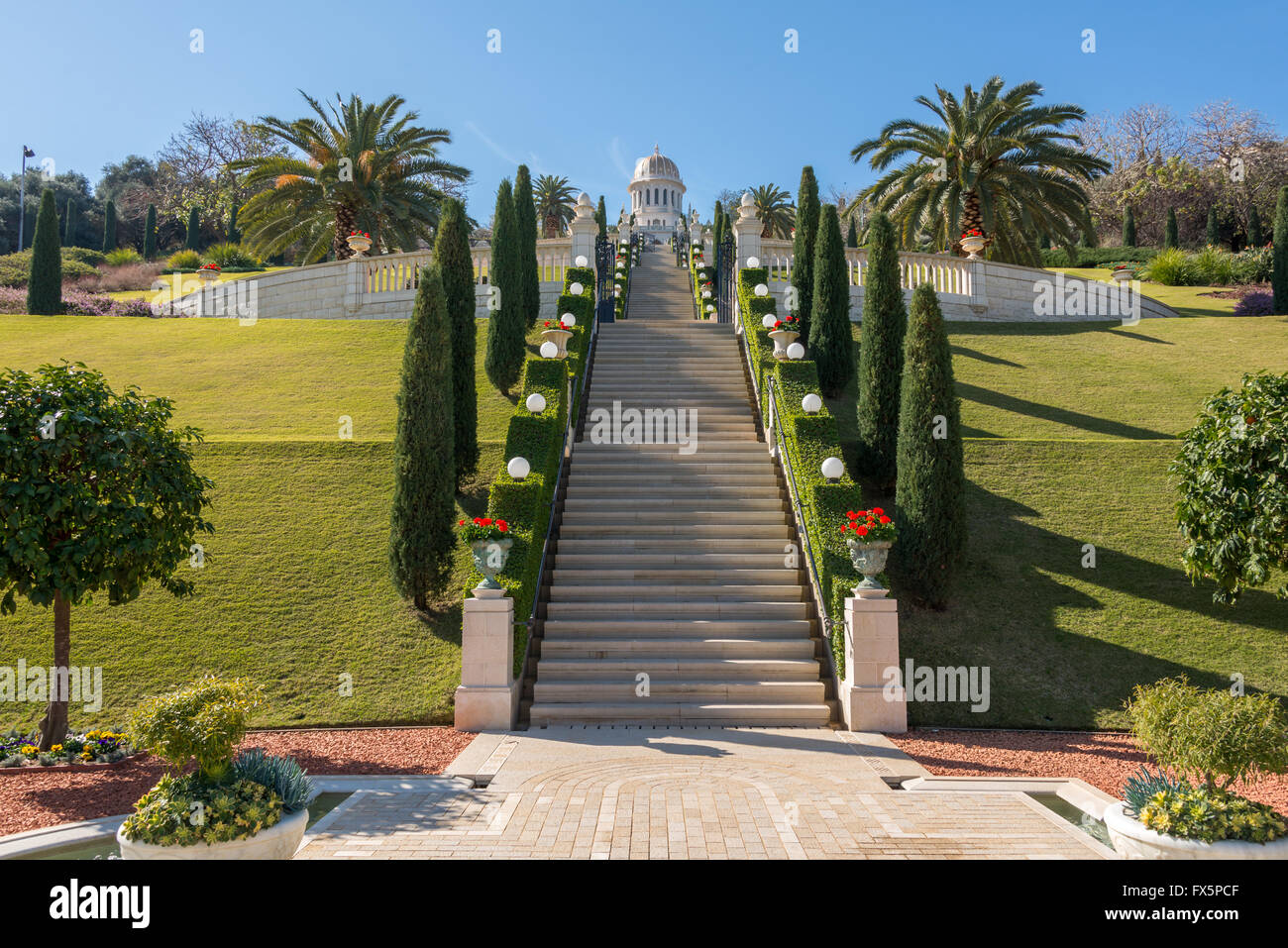 Bahai gardens in Haifa Stock Photo - Alamy