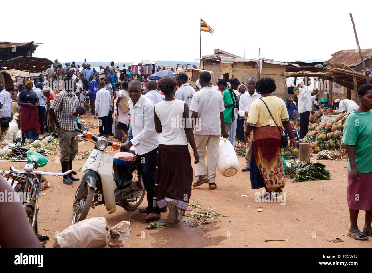 Busy market in Kampala in Uganda, Africa Stock Photo - Alamy
