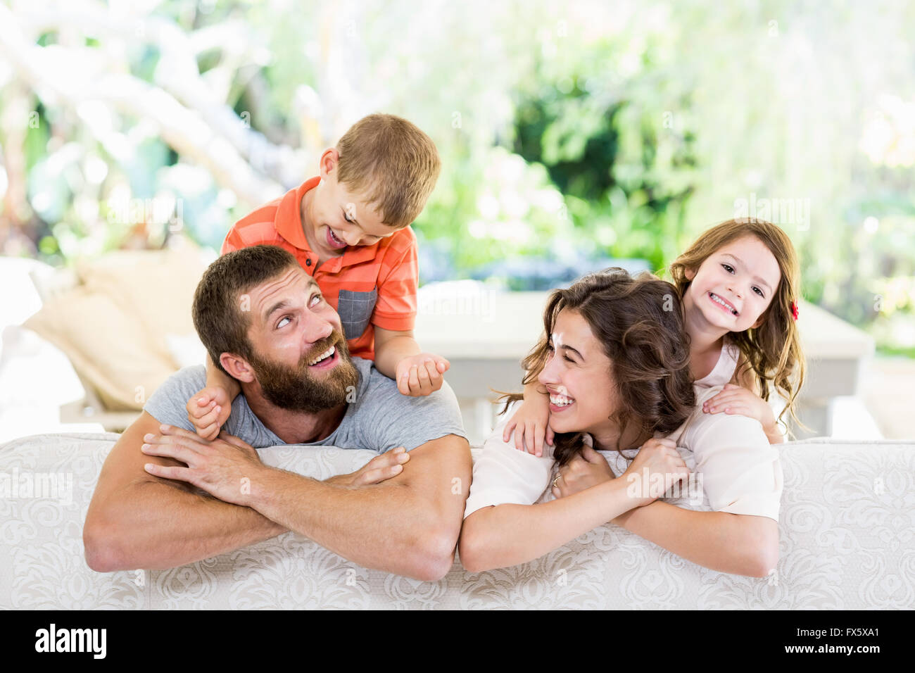 Kids piggyback hi-res stock photography and images - Alamy