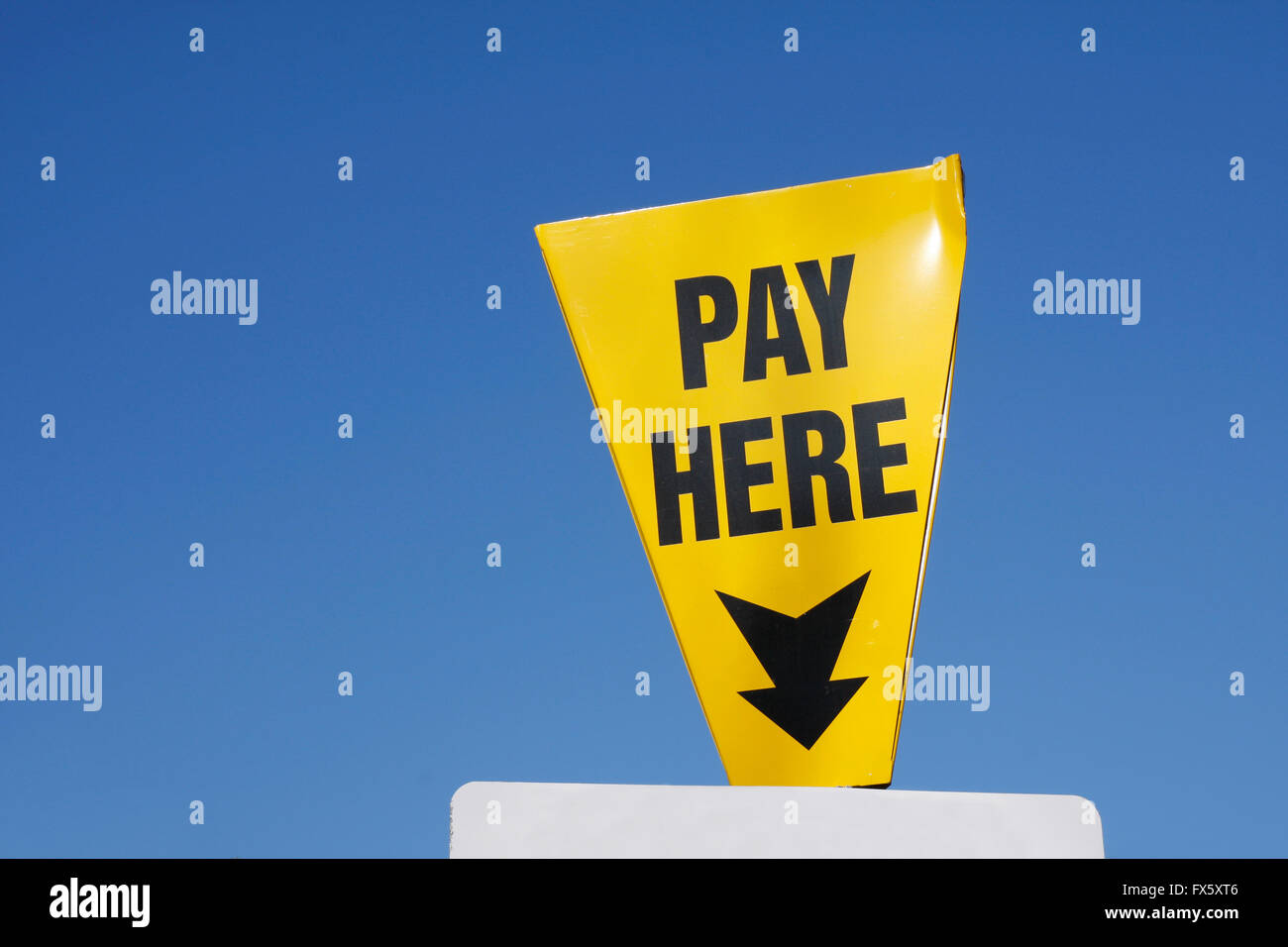 Pay here sign hi-res stock photography and images - Alamy