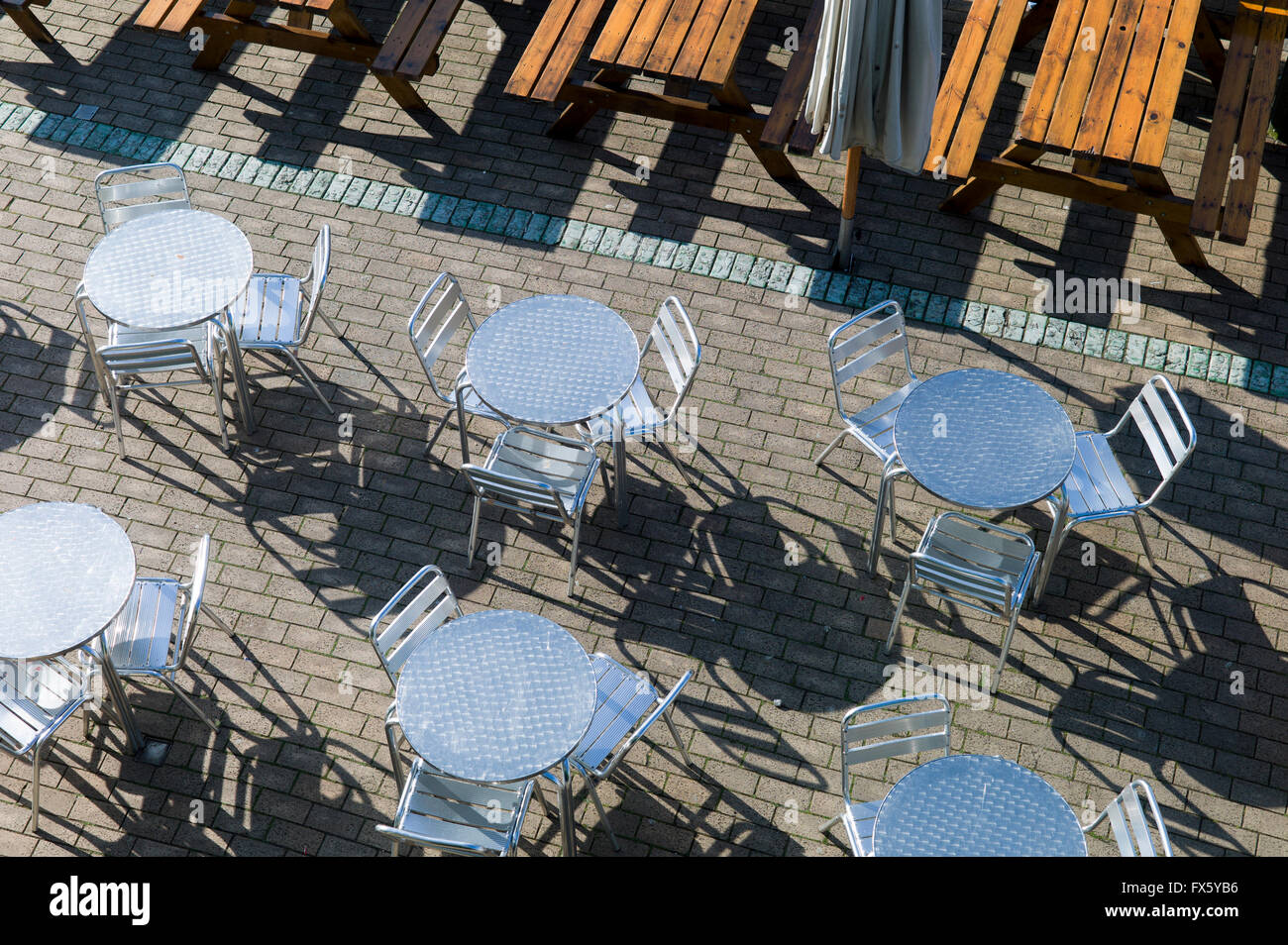 Old and new cafe tables and chairs seen from above, graphic image Stock ...