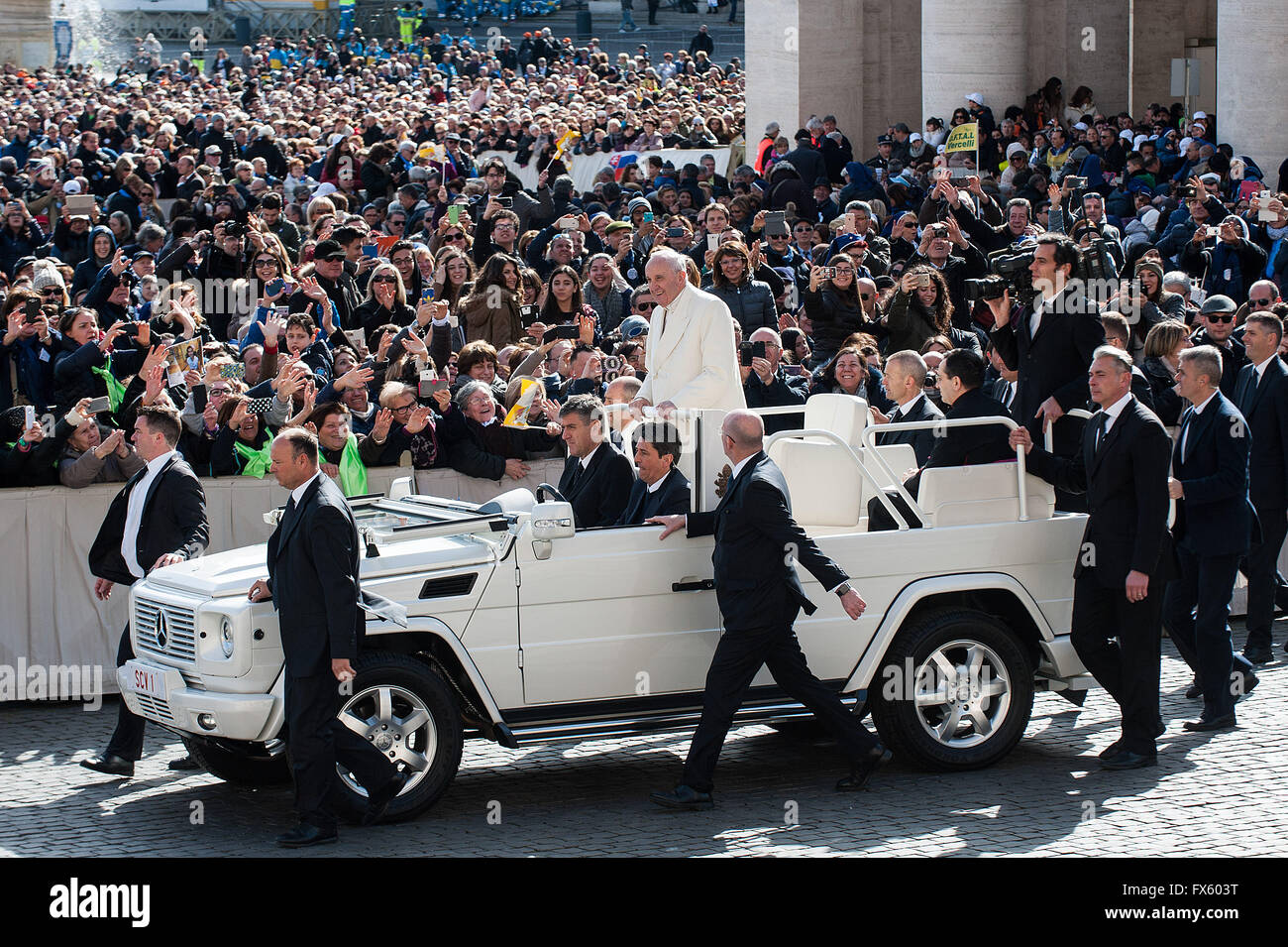 Pope Francis addresses the audience during the Jubilee of Mercy ...