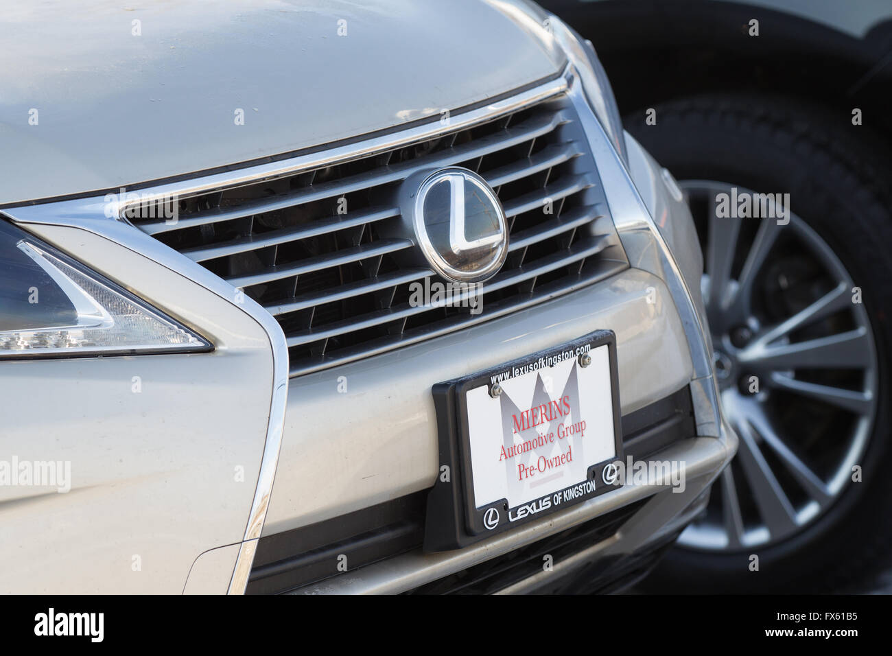 Lexus sign hi-res stock photography and images - Alamy