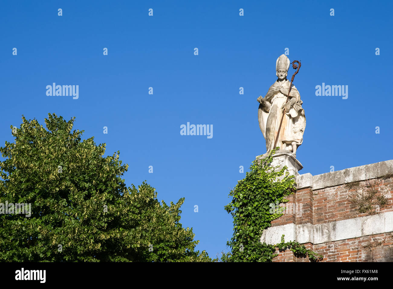 Bishop staff hi-res stock photography and images - Alamy
