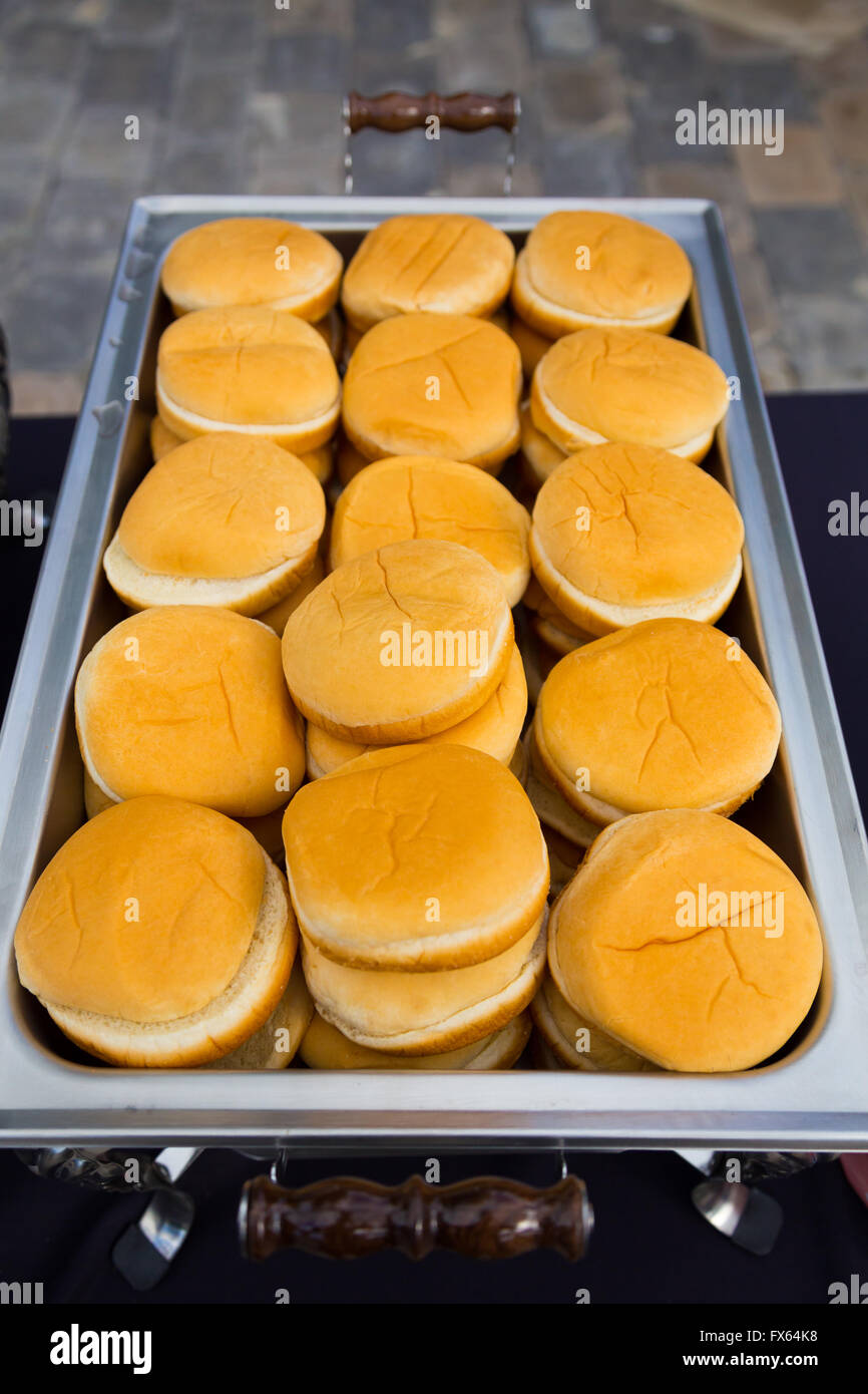 Buffet serving buns hi-res stock photography and images - Alamy