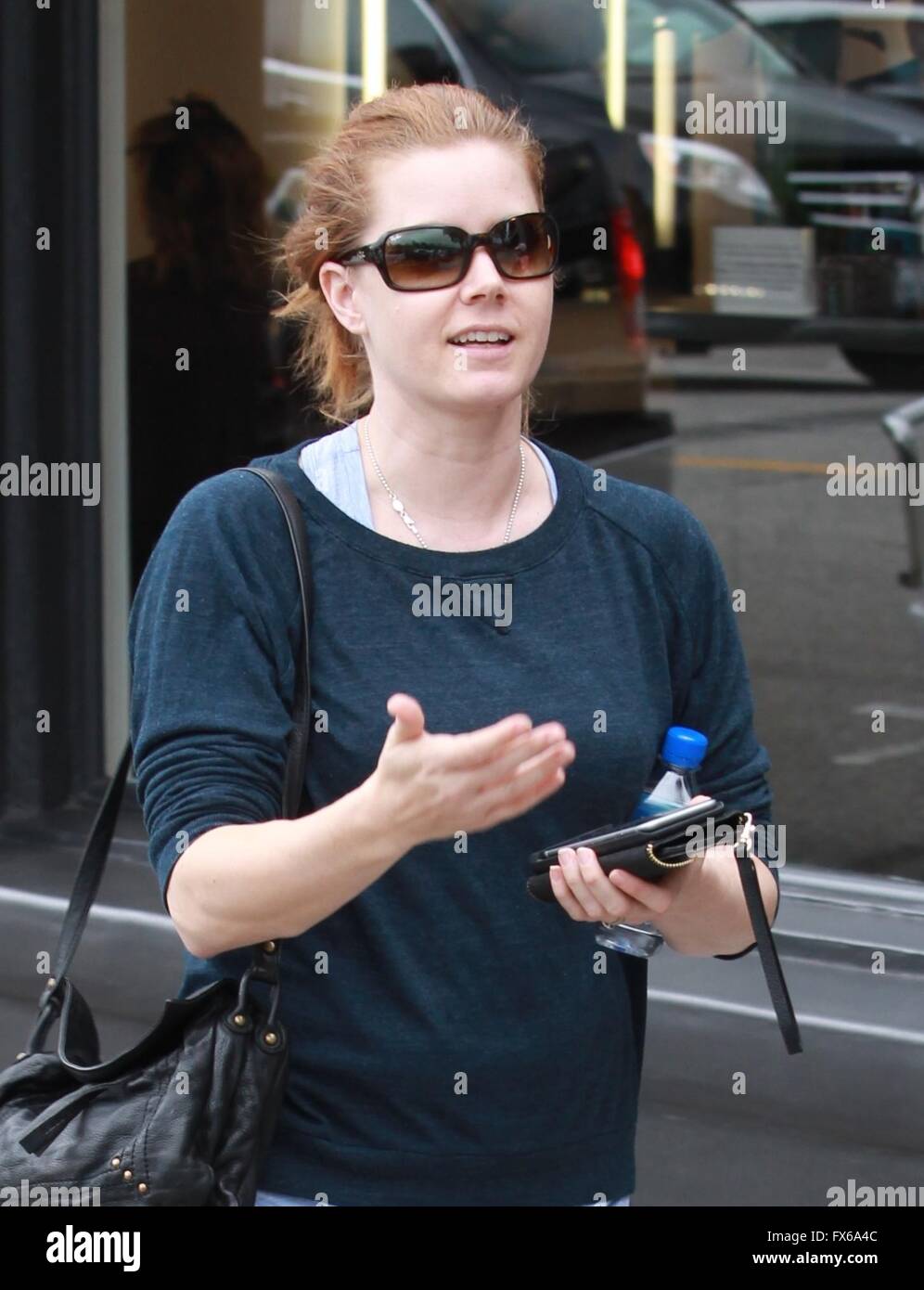 Amy Adams spotted out shopping in Beverly Hills, driving an Audi that ...