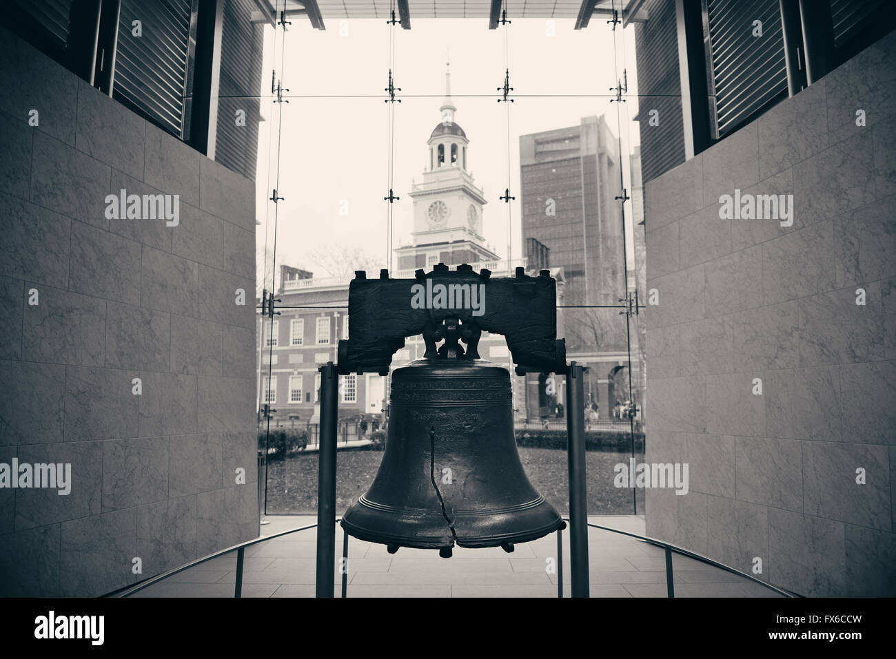 Liberty Bell and Independence Hall in Philadelphia Stock Photo - Alamy