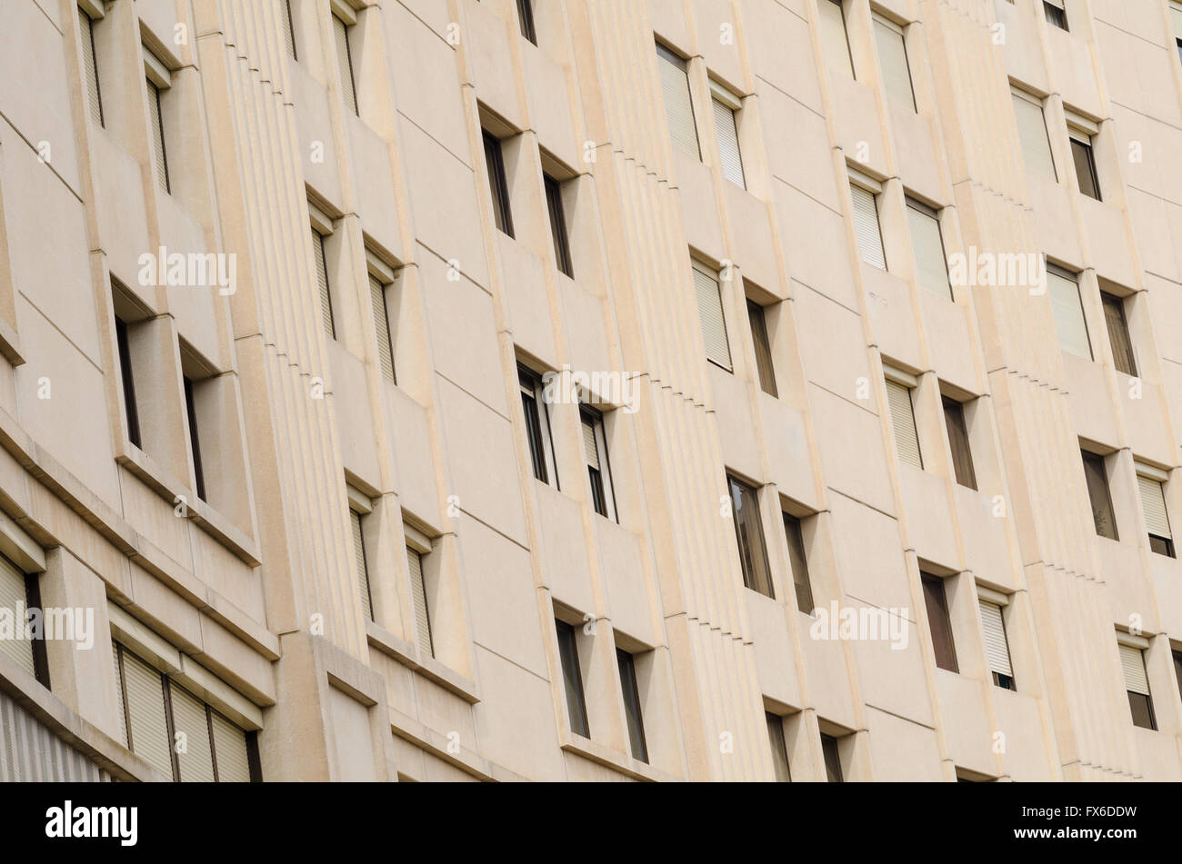 Full frame take of the windows of a high rise building Stock Photo - Alamy