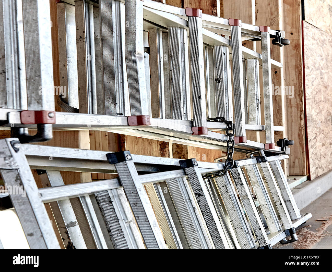 Gable ladder truss hi-res stock photography and images - Alamy