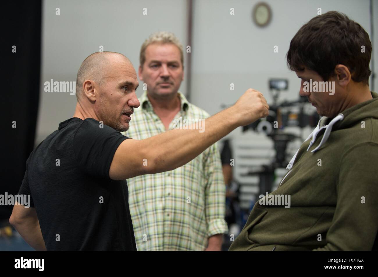 Un etaj mai jos One Floor Below Year : 2015 Romania Director : Radu ...