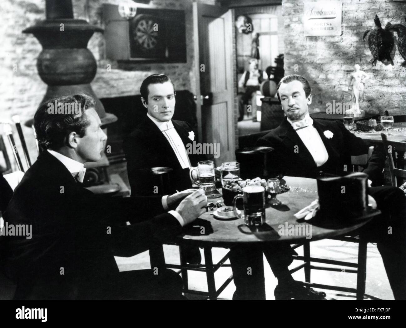 The Picture of Dorian Gray Year : 1945 USA Director : Albert Lewin ...