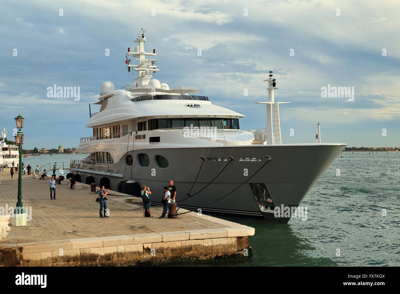 Yacht Fortunate Sun, IMO 1008243 Stock Photo - Alamy