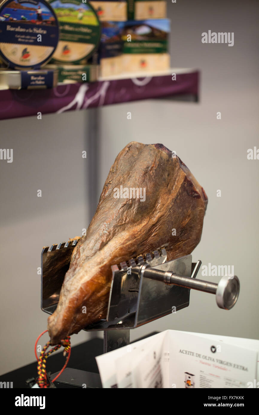 Cooked ham on stand hi-res stock photography and images - Alamy