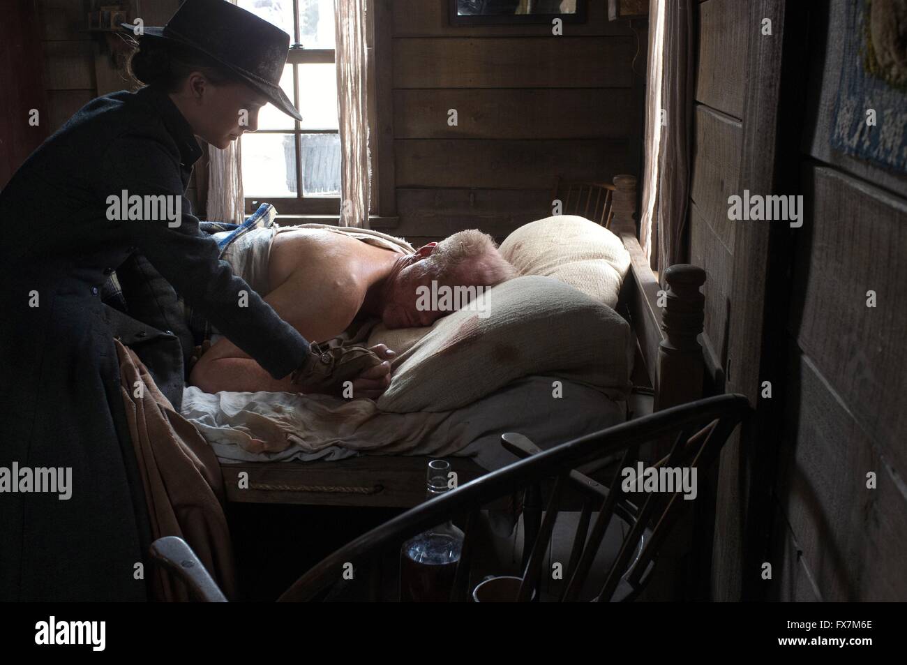 Jane Got a Gun Year : 2015 USA Director : Gavin O'Connor Natalie ...