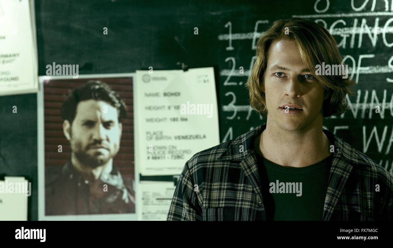 Point break 2015 luke bracey hi-res stock photography and images - Alamy