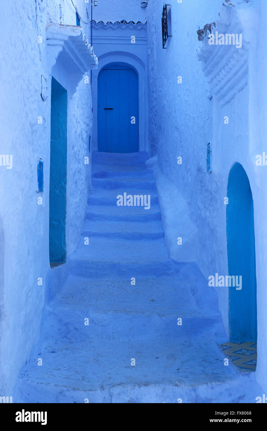 Chefchaouen maroc afrique du nord hi-res stock photography and images ...