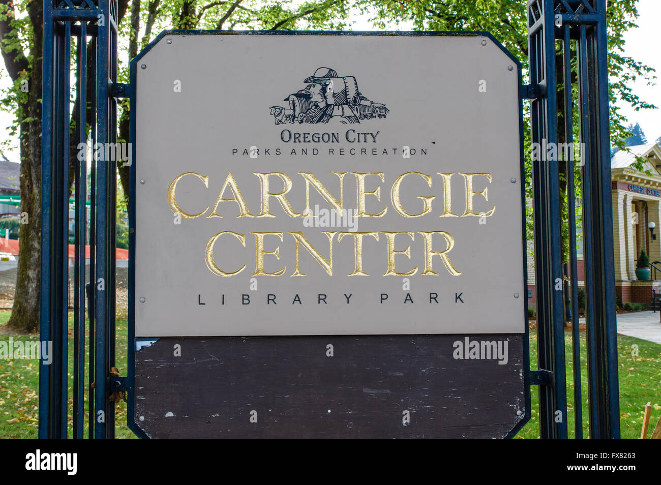 Sign for the Oregon City Public Library Stock Photo - Alamy