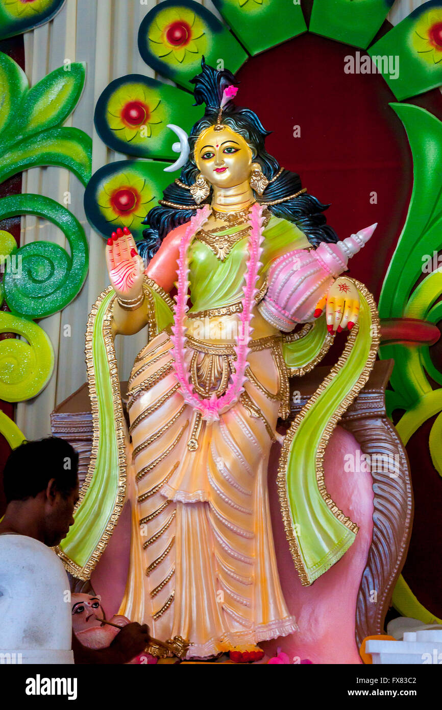 Durga sculpture making an artist in Narayangonj, Dhaka, Bangladesh ...