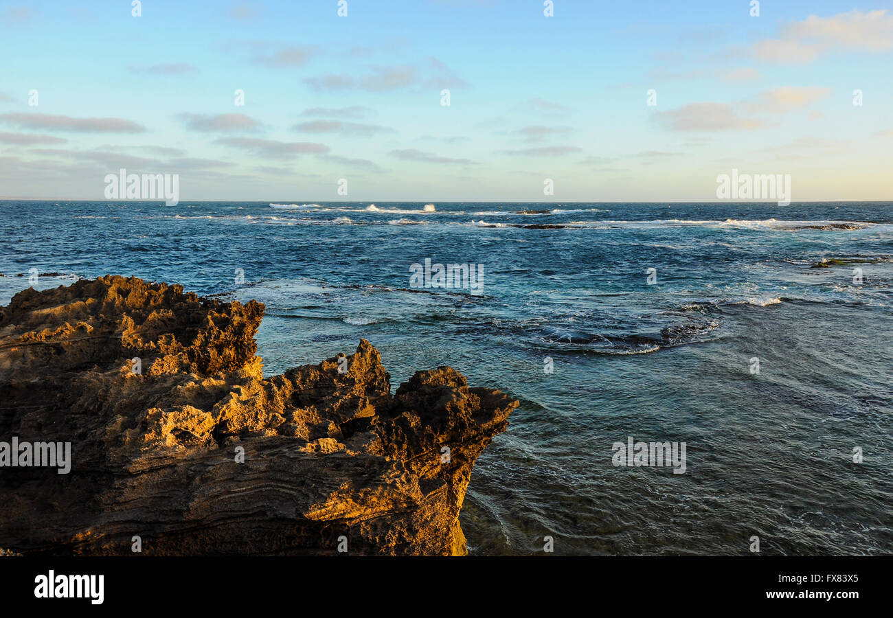 Coastal cliffs on the Pacific coast. Warrnambool Stock Photo - Alamy