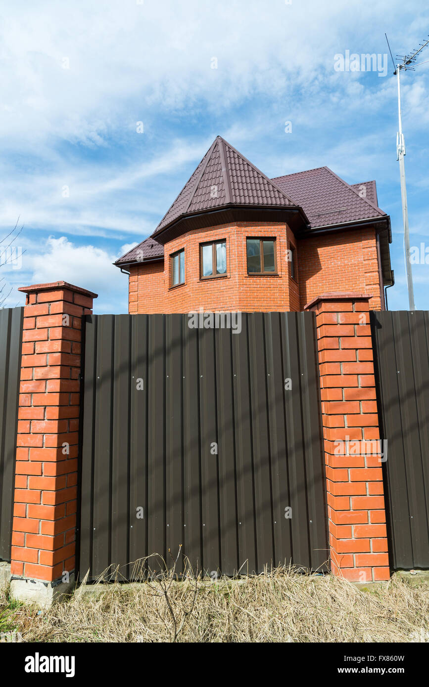 From balcony metal fence hi-res stock photography and images - Alamy