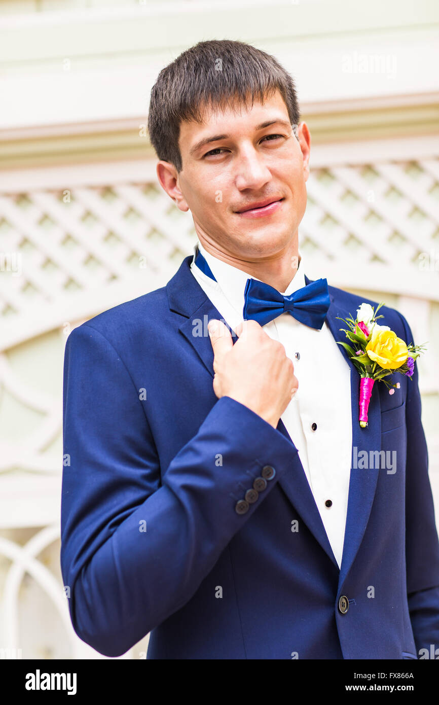 groom portrait on a park at wedding day Stock Photo - Alamy