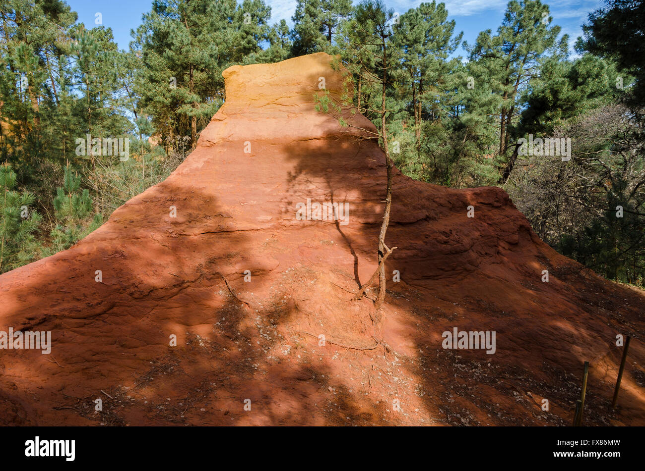Les Sentiers d'Ocres, Roussillon, Vaucluse, France 84 Stock Photo - Alamy