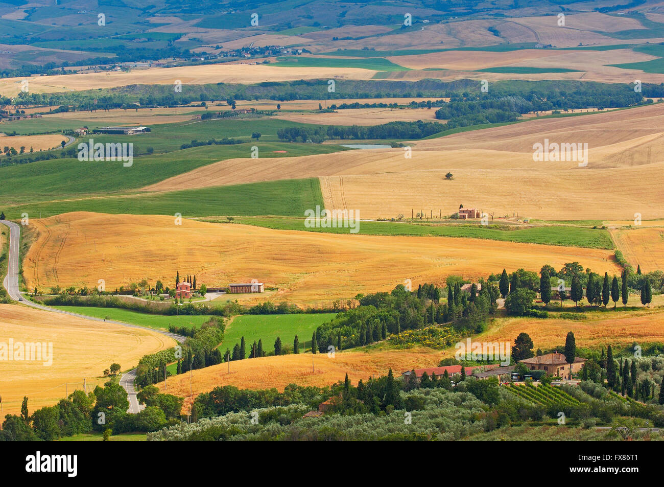 Val d'Orcia, Orcia Valley, Fields and Farmhouses, Tuscany Landscape ...