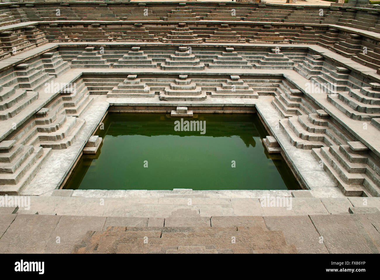 Pushkarni hampi hi-res stock photography and images - Alamy
