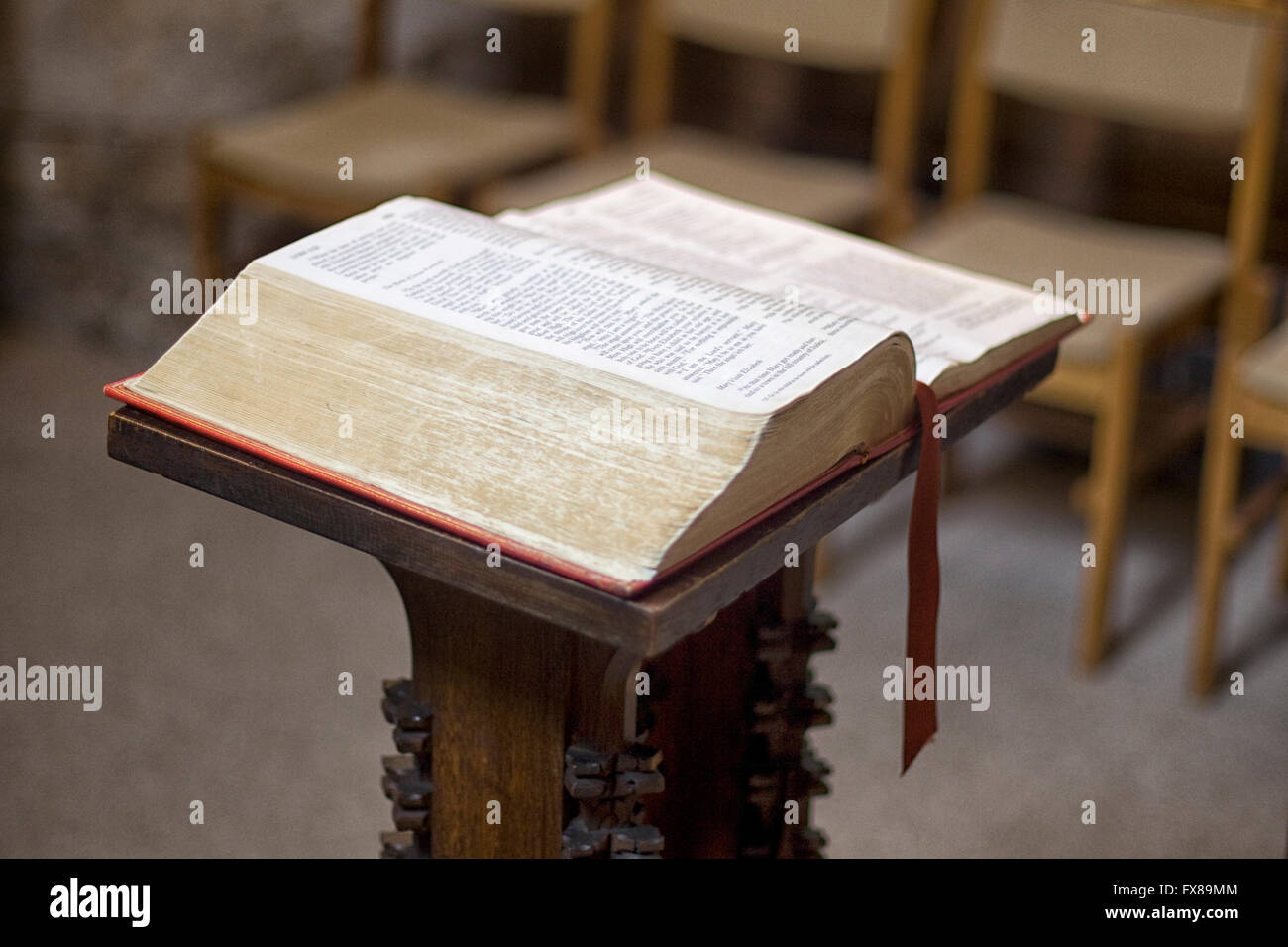 Contemporary christian worship hi-res stock photography and images - Alamy