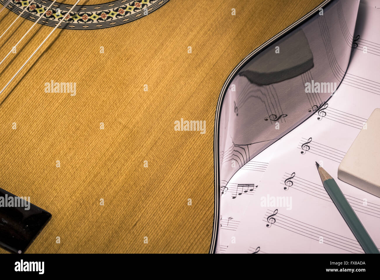 Vintage music score hi-res stock photography and images - Alamy