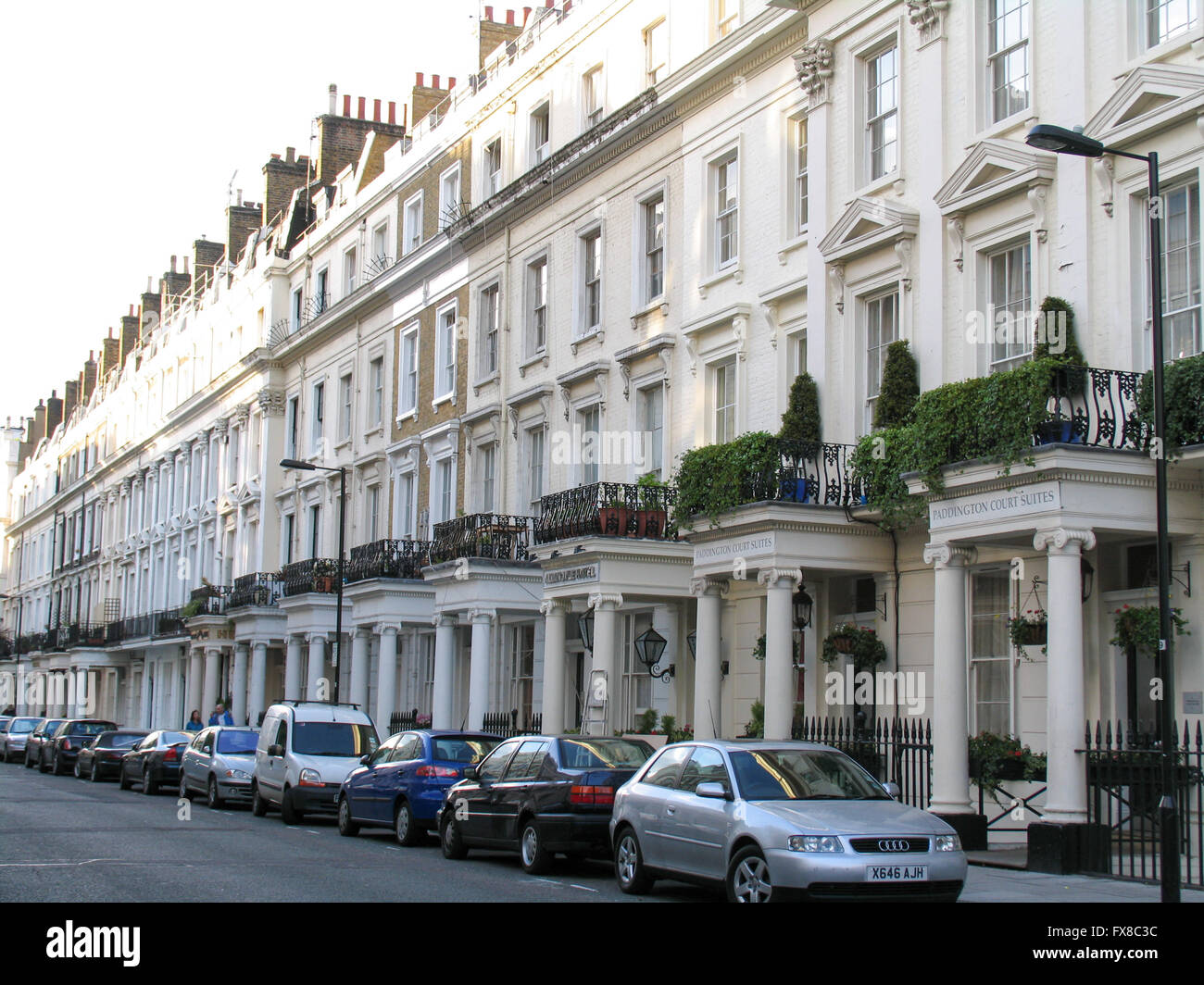 Paddington street london columns hi-res stock photography and images ...