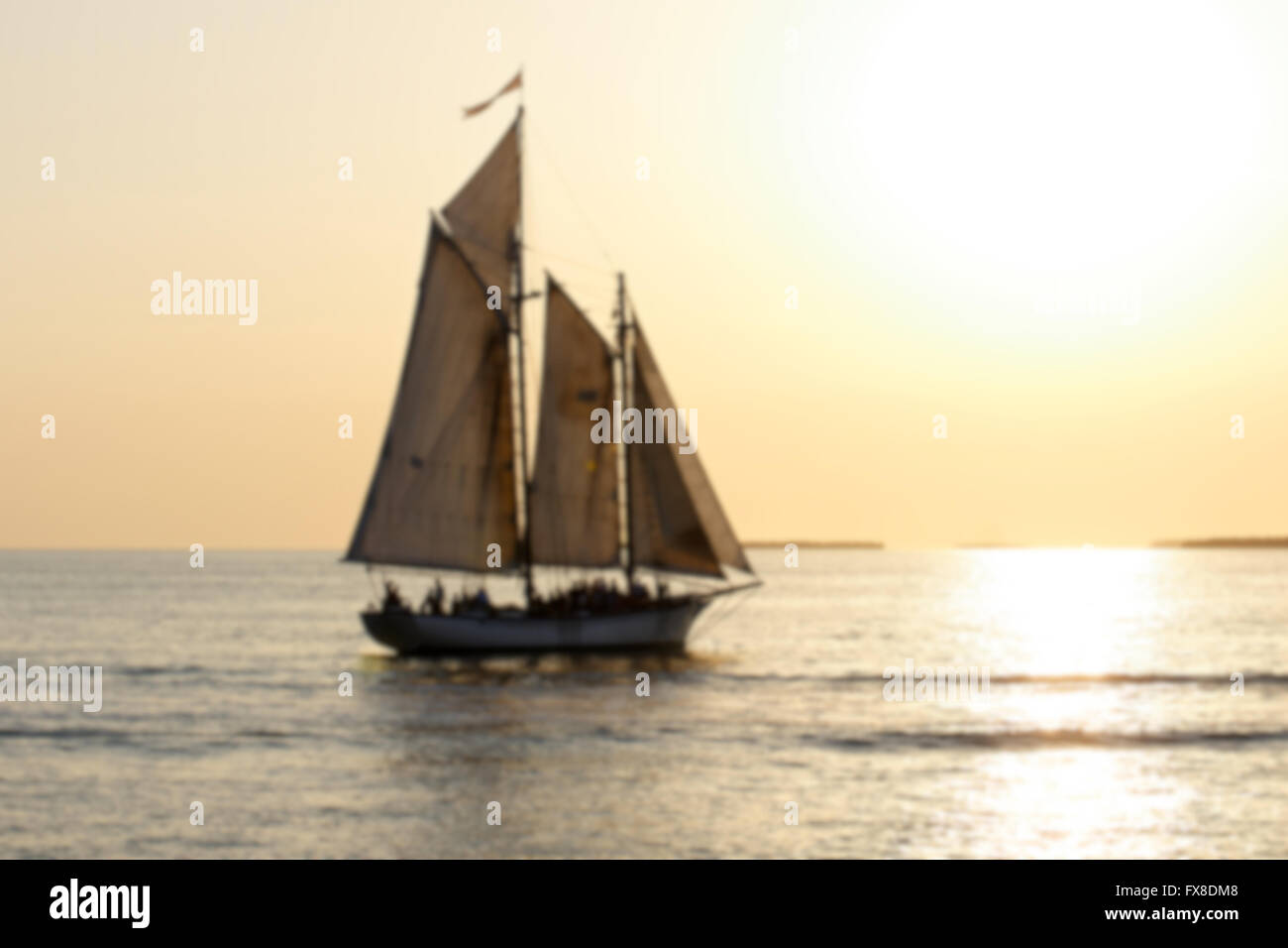 Full sloop sails hi-res stock photography and images - Alamy