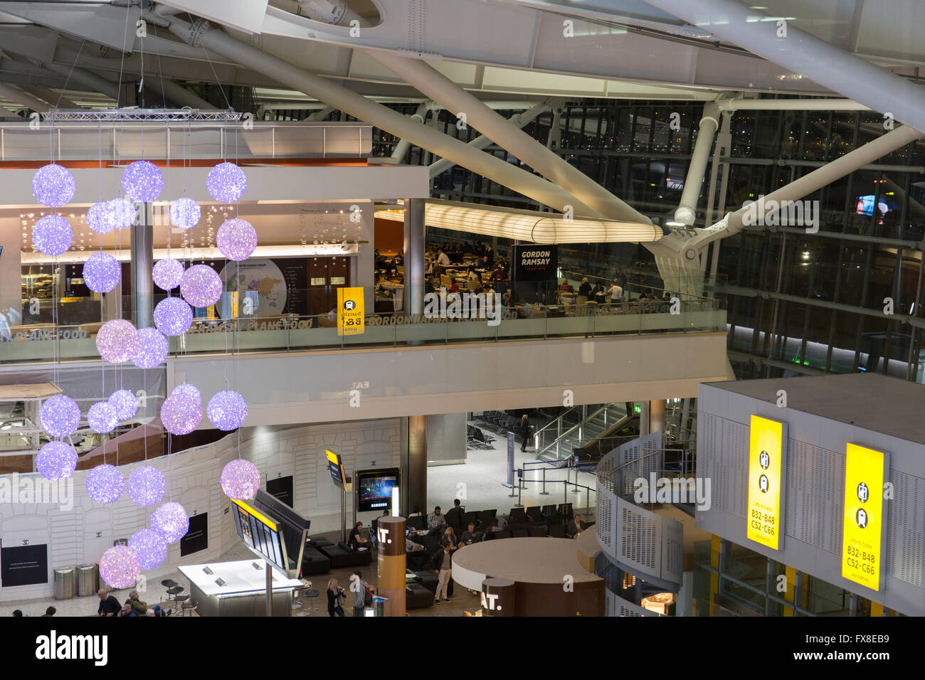 Heathrow airport terminal night hi-res stock photography and images - Alamy