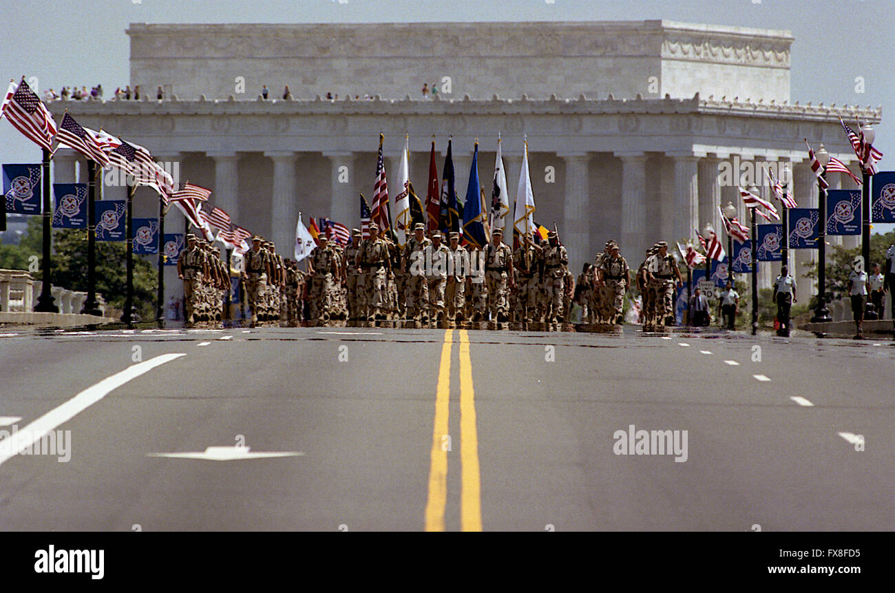Washington, DC., USA, 8th June, 1991 Desert Storm victory parade ...