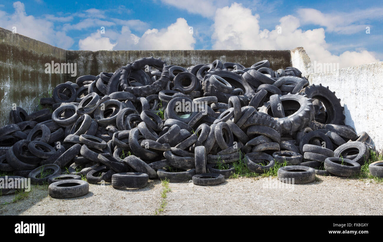 Old tires hi-res stock photography and images - Alamy