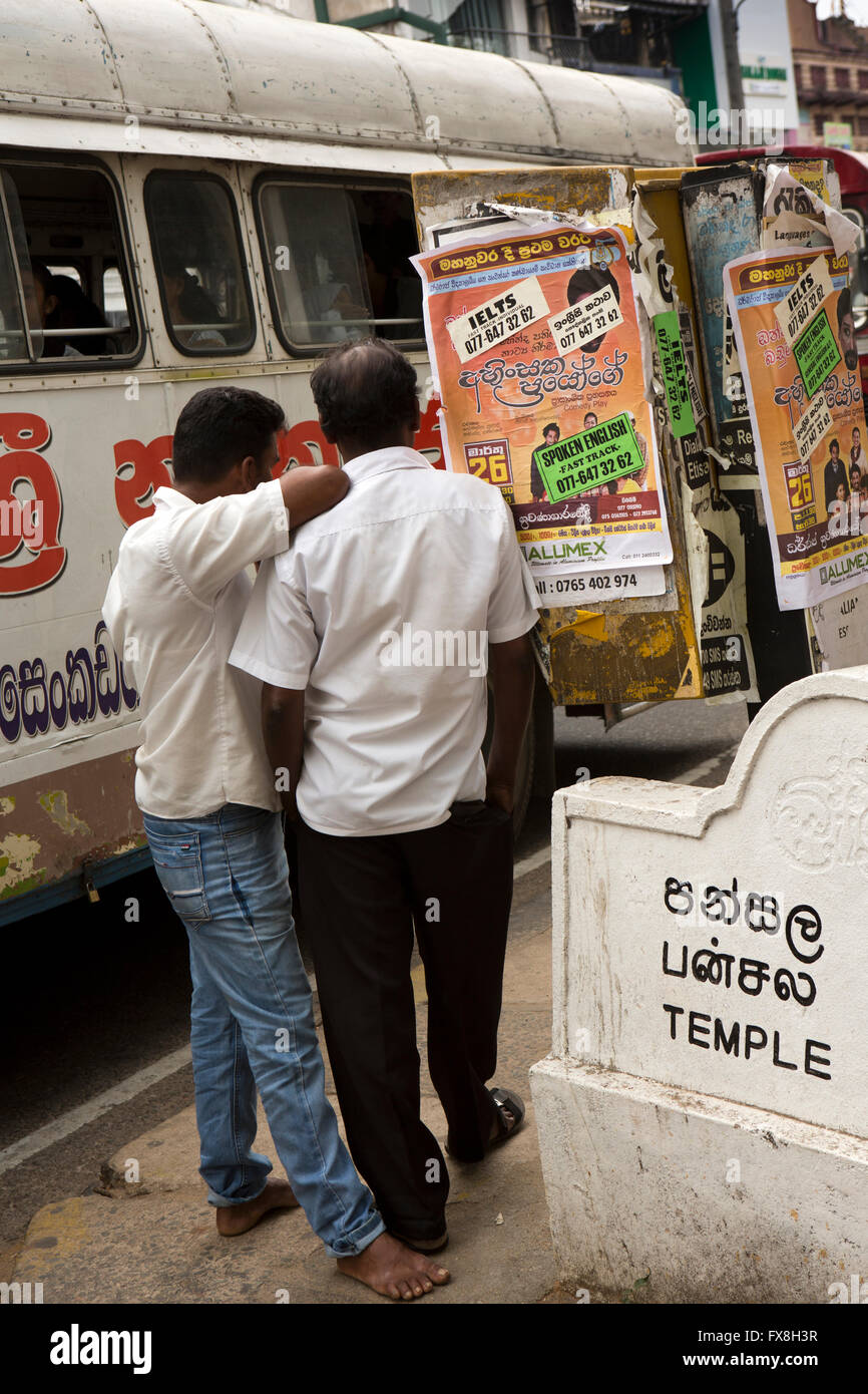 Sri lanka tourist bus hi-res stock photography and images - Alamy
