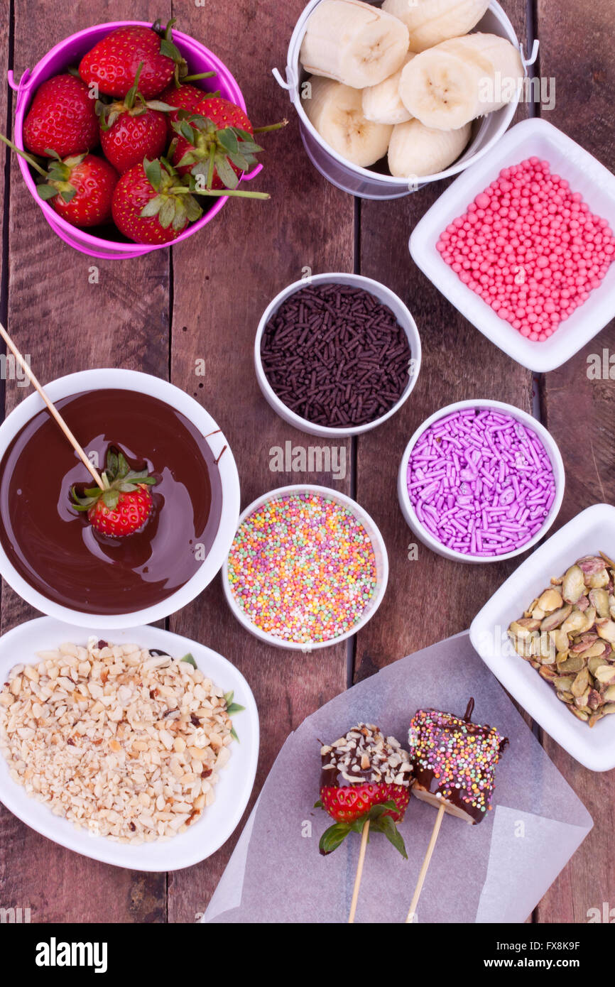 chocolate fondue with fruits Stock Photo - Alamy