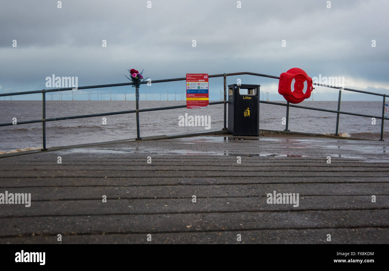 Seafront railings at Sea View Pullover, Skegness, Lincolnshire, England ...
