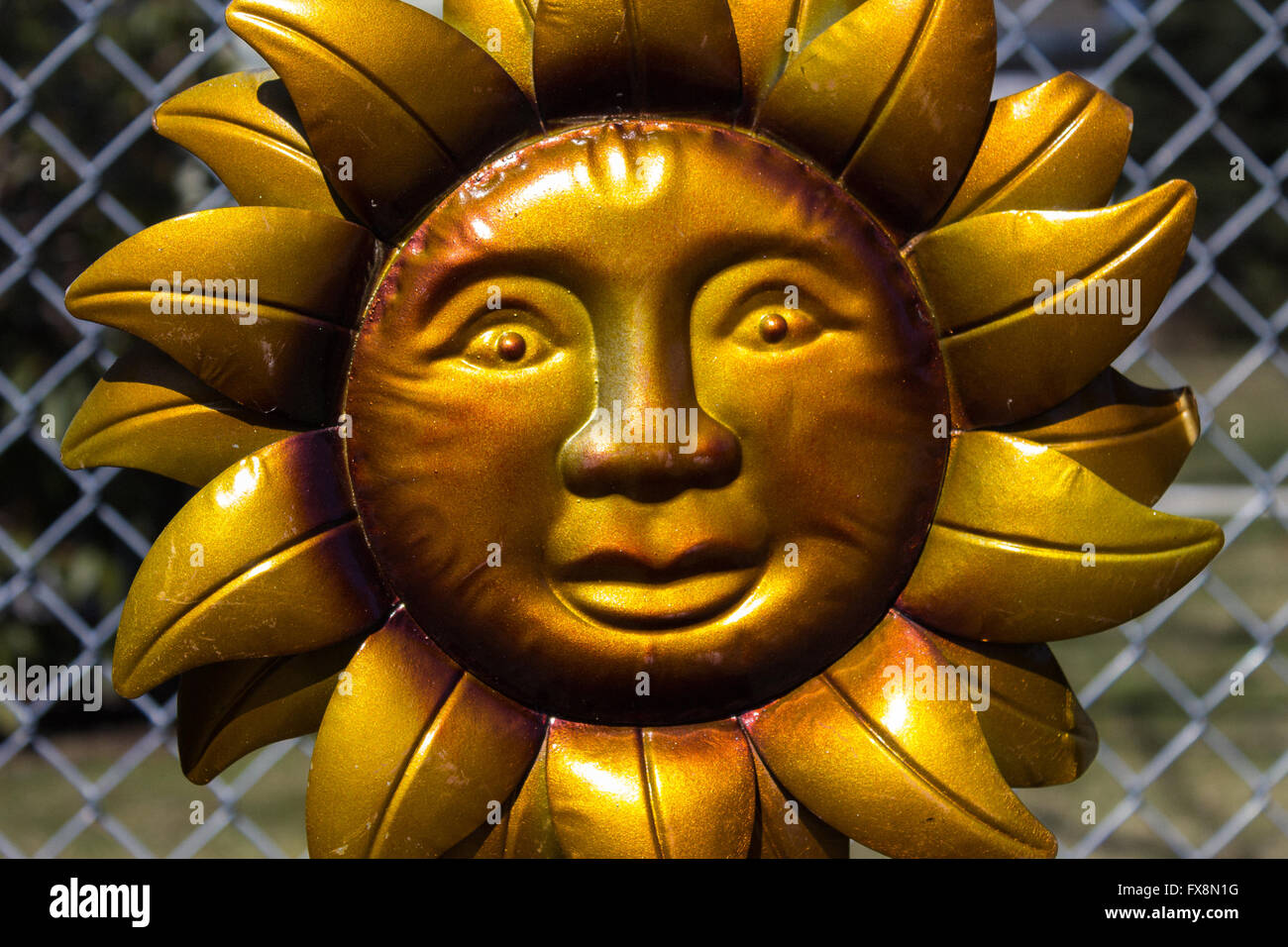 Gold sun pattern hi-res stock photography and images - Alamy