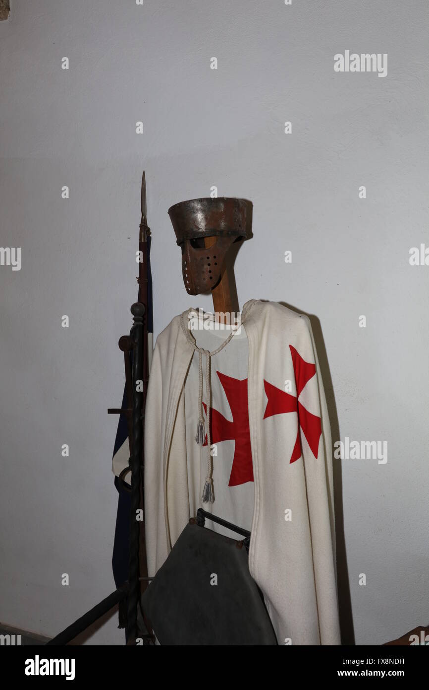 Knight armor 12th century hi-res stock photography and images - Alamy