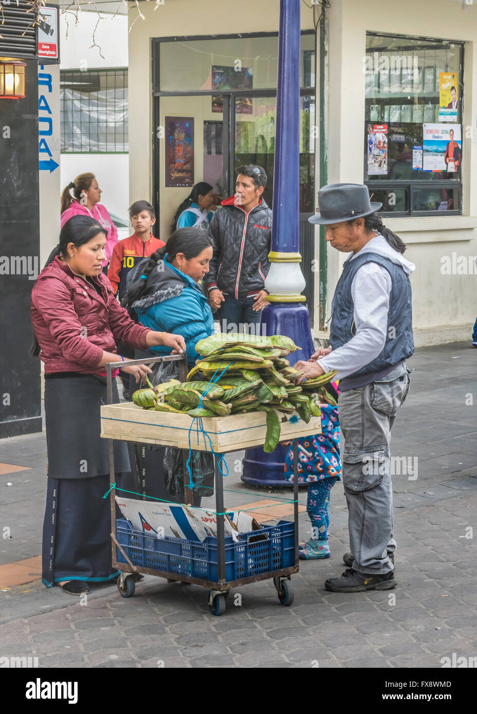 Indigenous people ecuador hi-res stock photography and images - Alamy