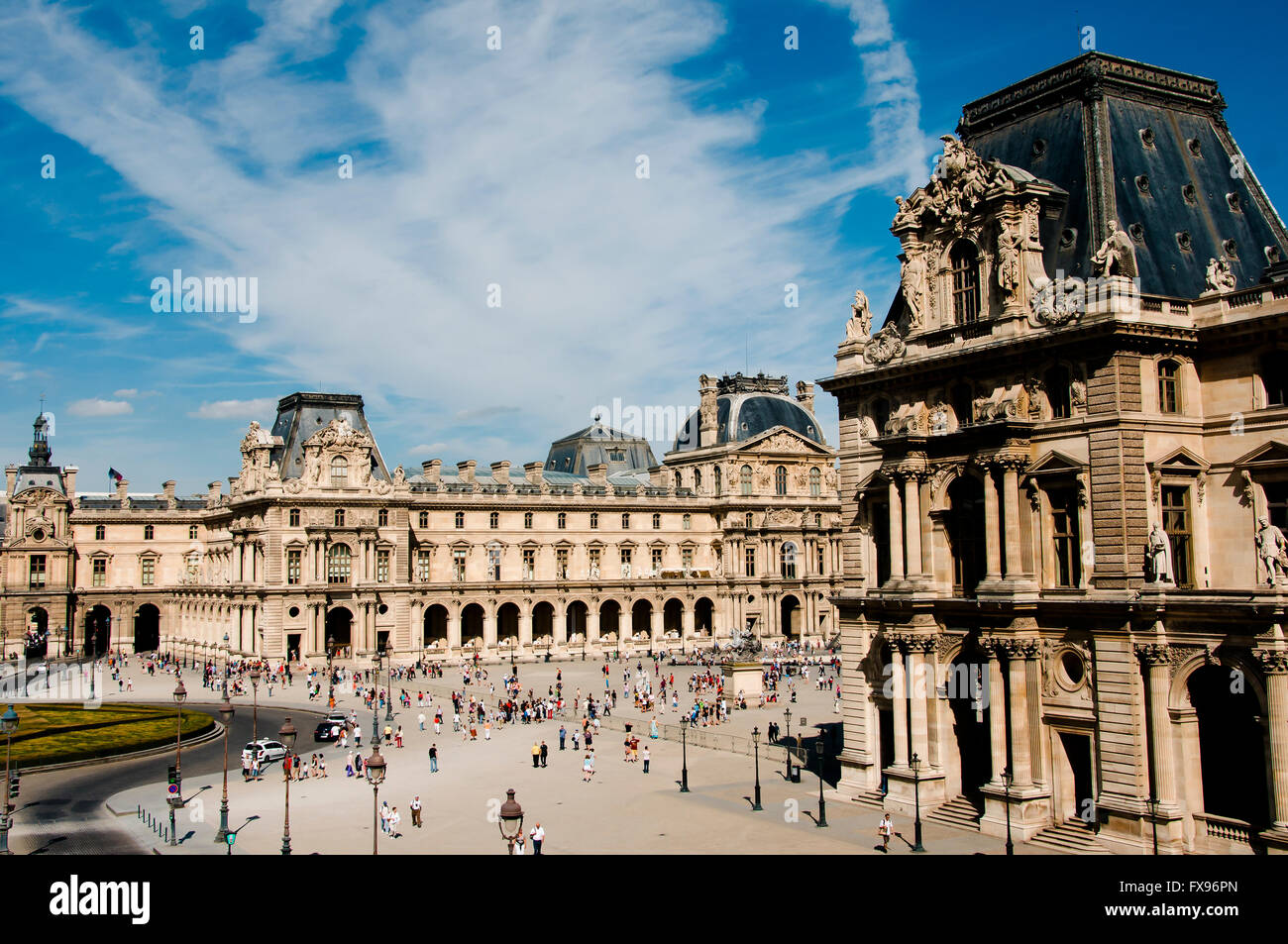 Louvre paris hi-res stock photography and images - Alamy
