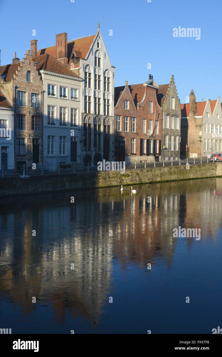 A channel in the medieval center of Bruges 18.01.2016 Stock Photo - Alamy