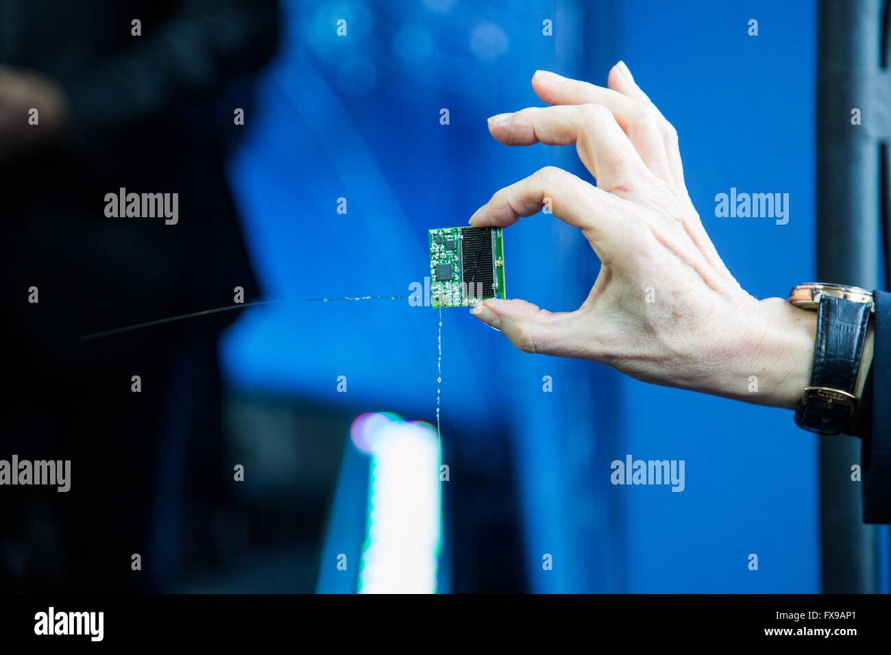 Starshot nanocraft hi-res stock photography and images - Alamy