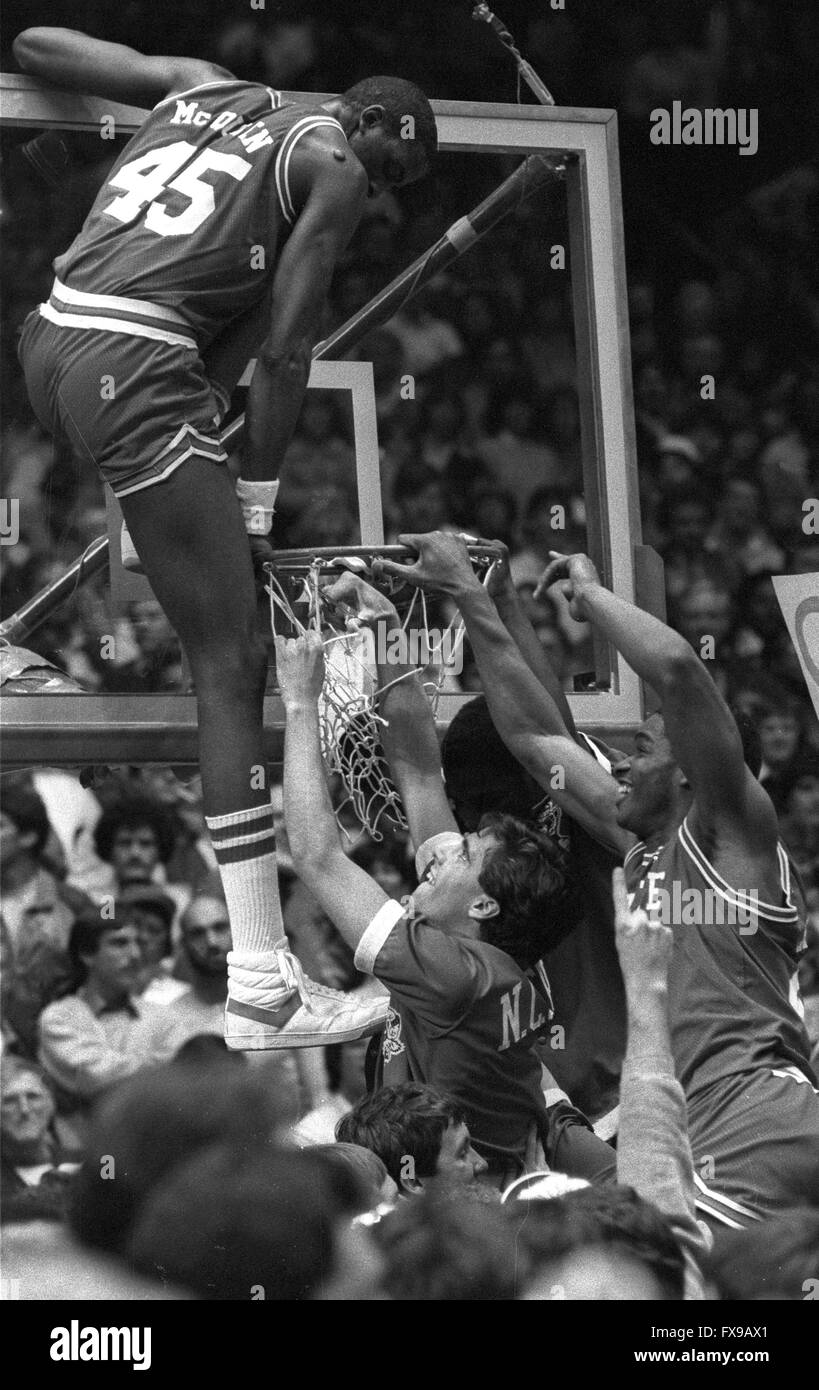 Usa. 10th Apr, 2016. SPORTS -- North Carolina State's Cozell McQueen ...