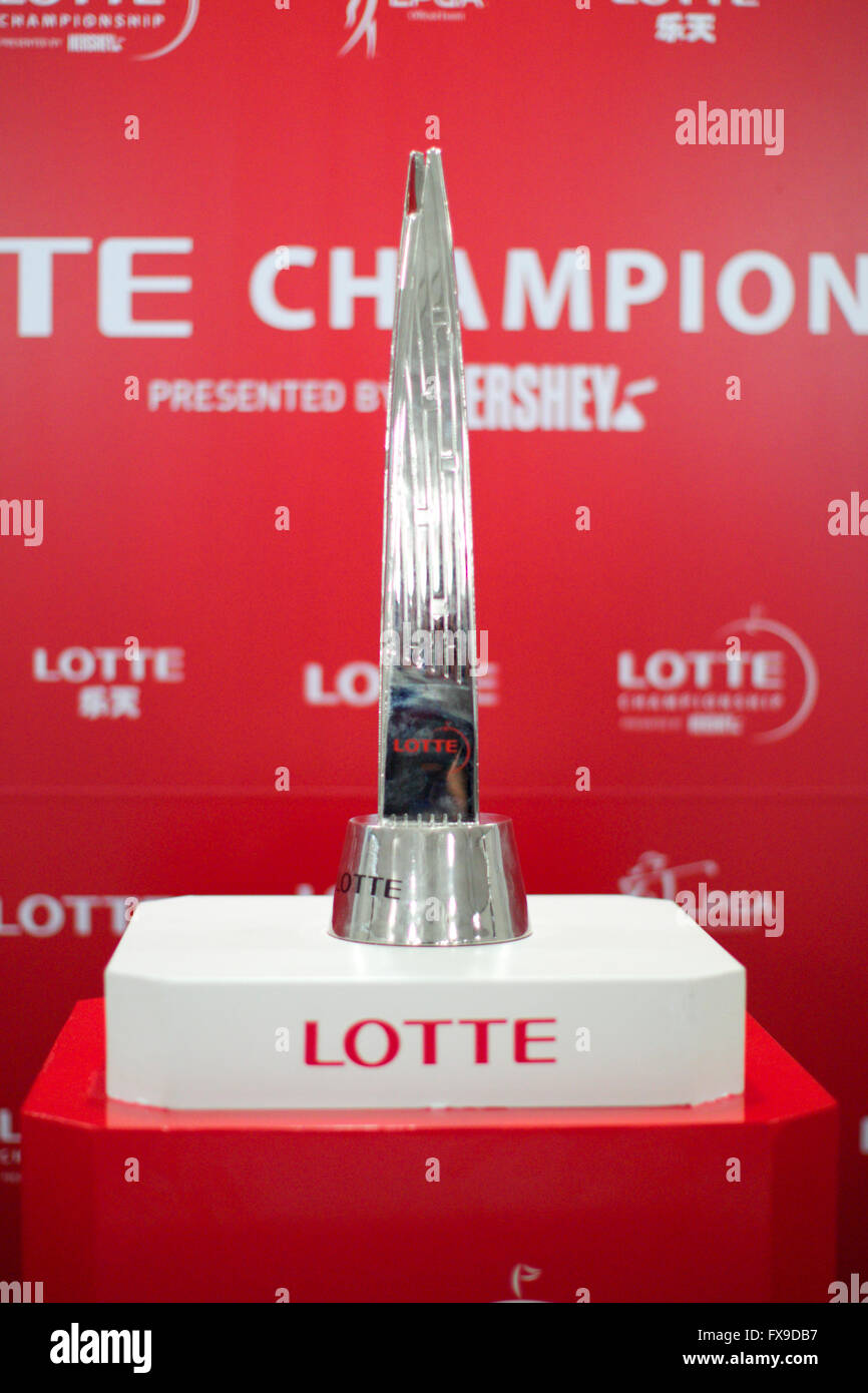 Kapolei, Hawaii, USA. 12th April, 2016. The trophy that every lady ...